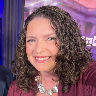 New York Public Radio senior politics reporter Bergin to host new ...